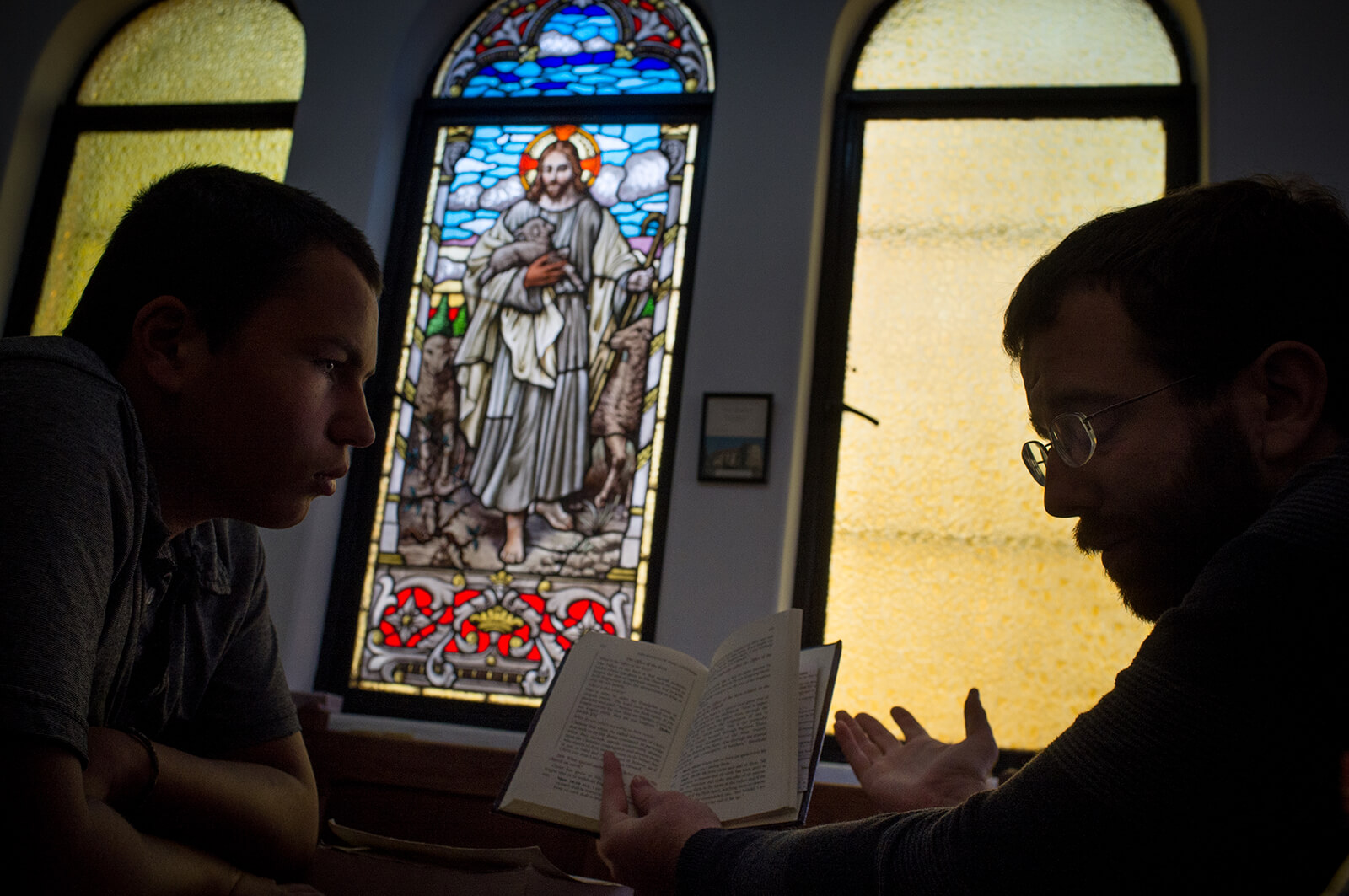 Mexico Missionary Meets Parish Pastor - Engage